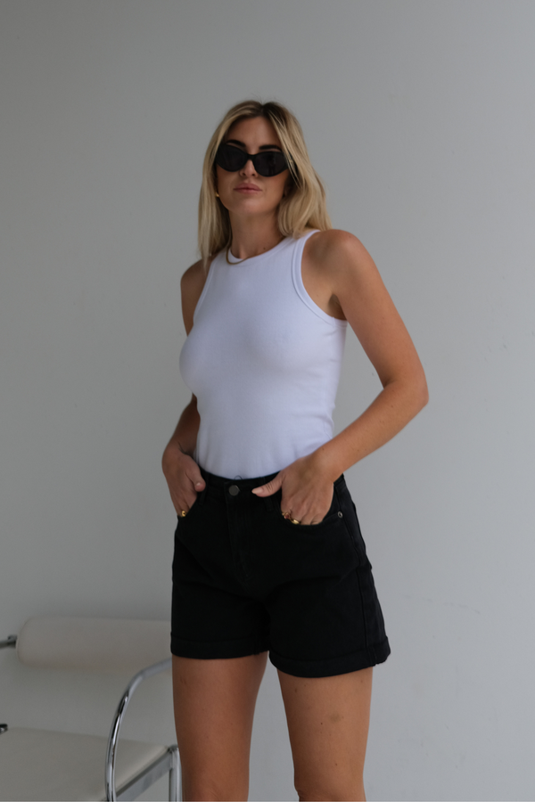 EVA SHORT - BLACK - Lunar Fox
